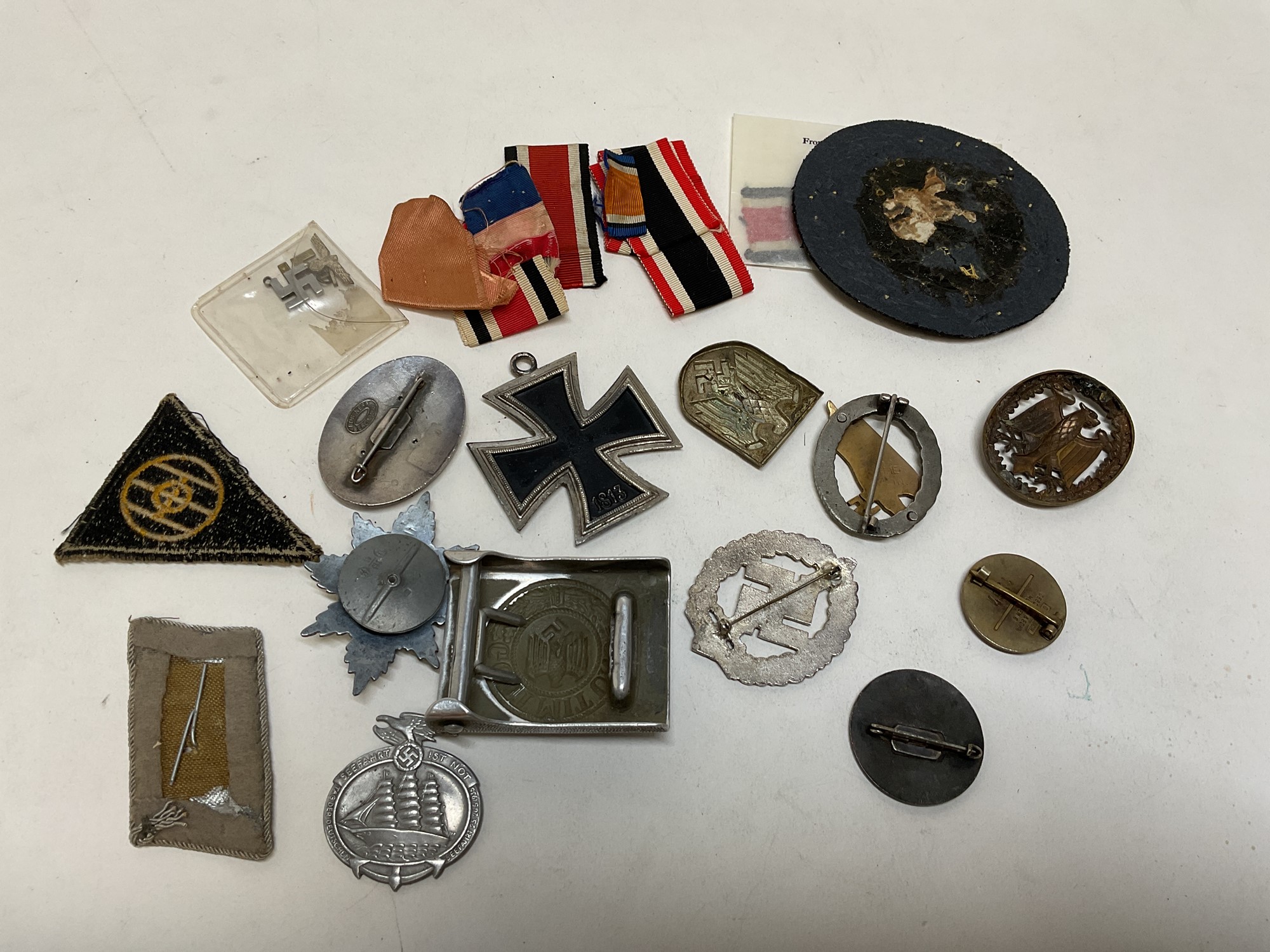 Lot 860 - Nazi Infantry belt buckle and lot Nazi