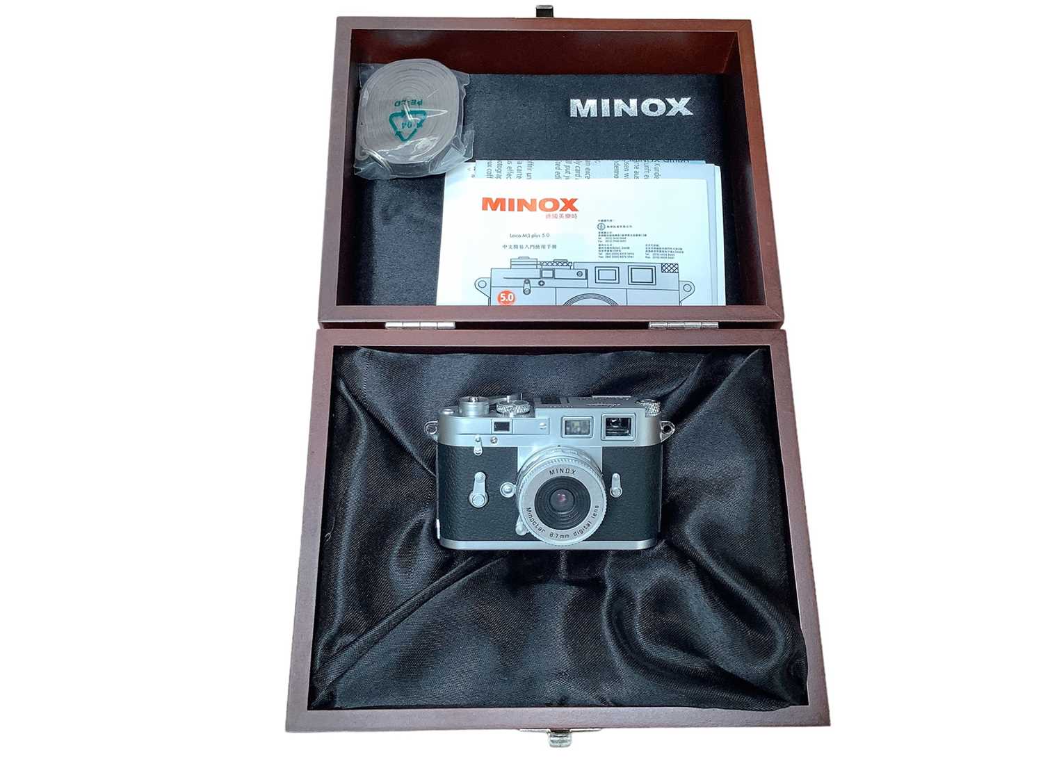 Lot 2356 - Minox Leica M3 Plus miniature spy camera in