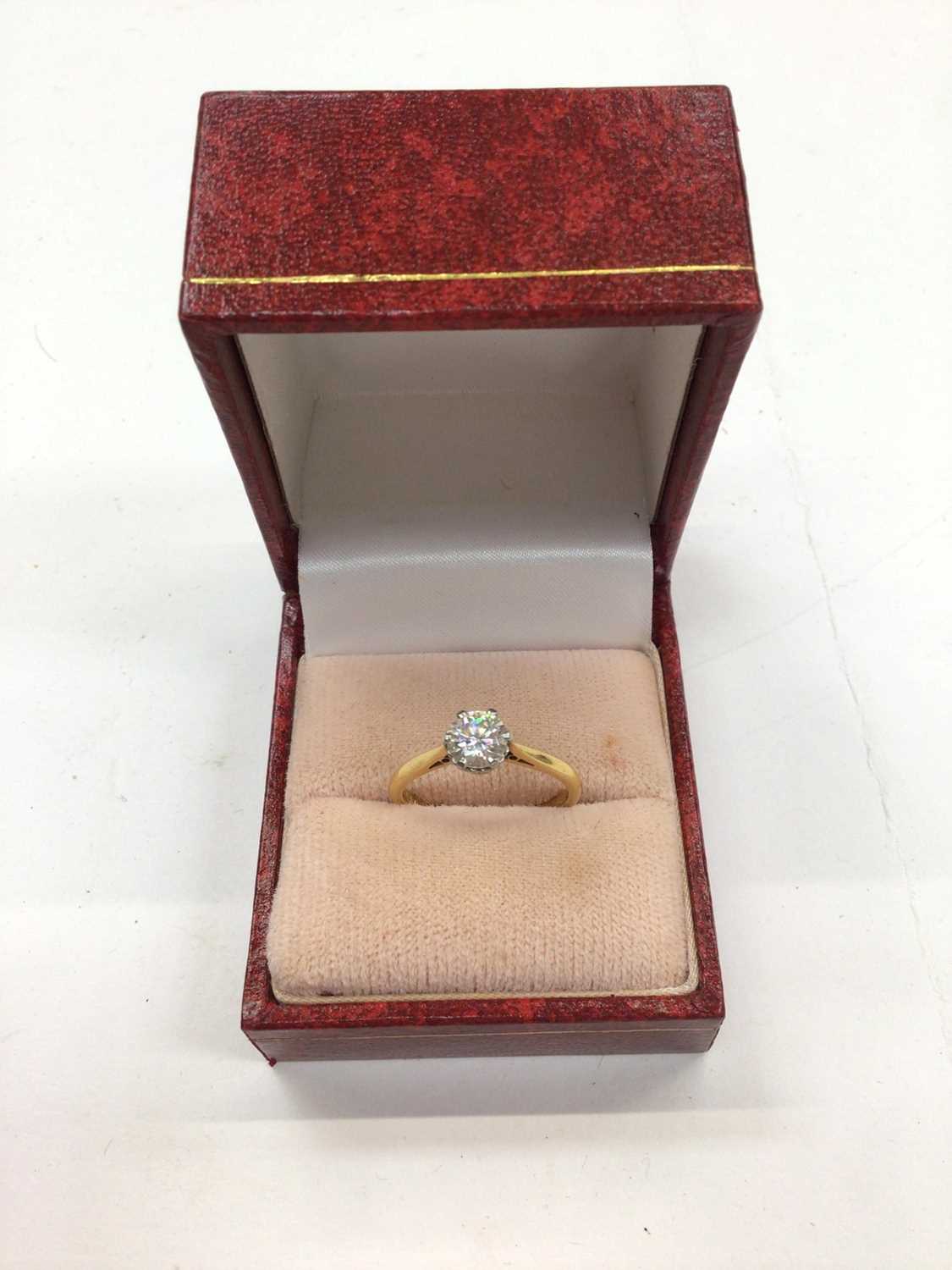 Lot 1019 - 18ct gold synthetic single stone ring in