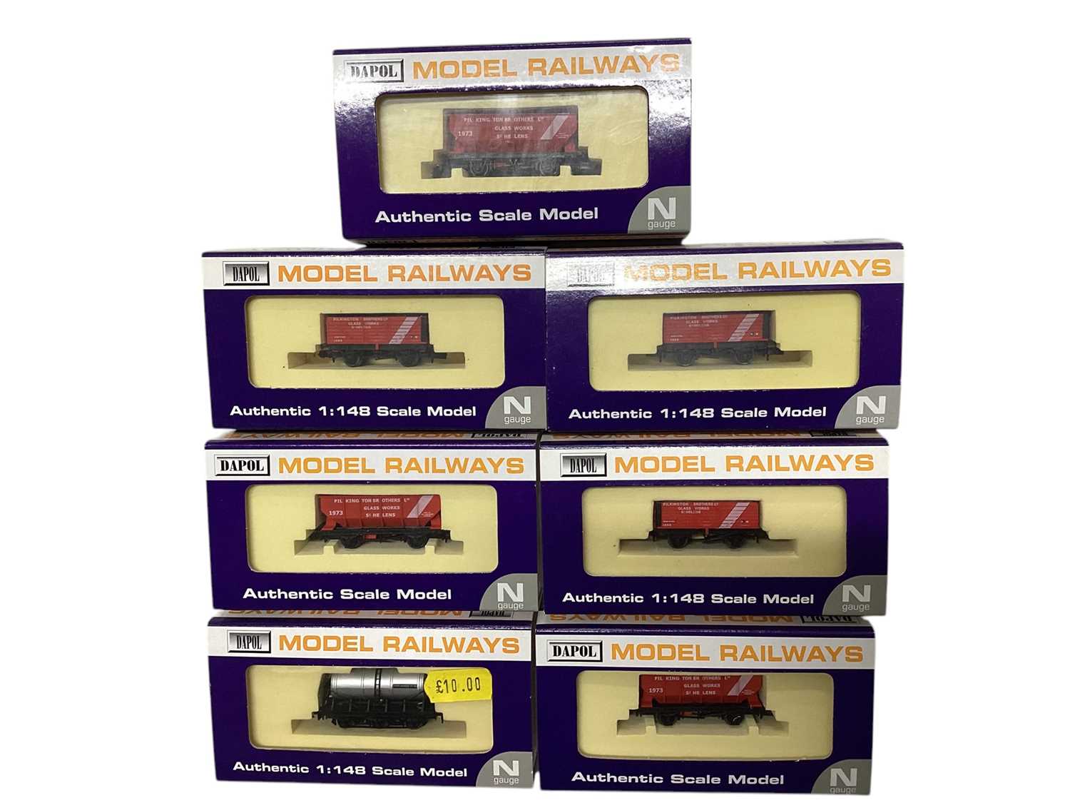 Lot 1933 - Dapol N Gauge Rolling Stock, boxed (20)