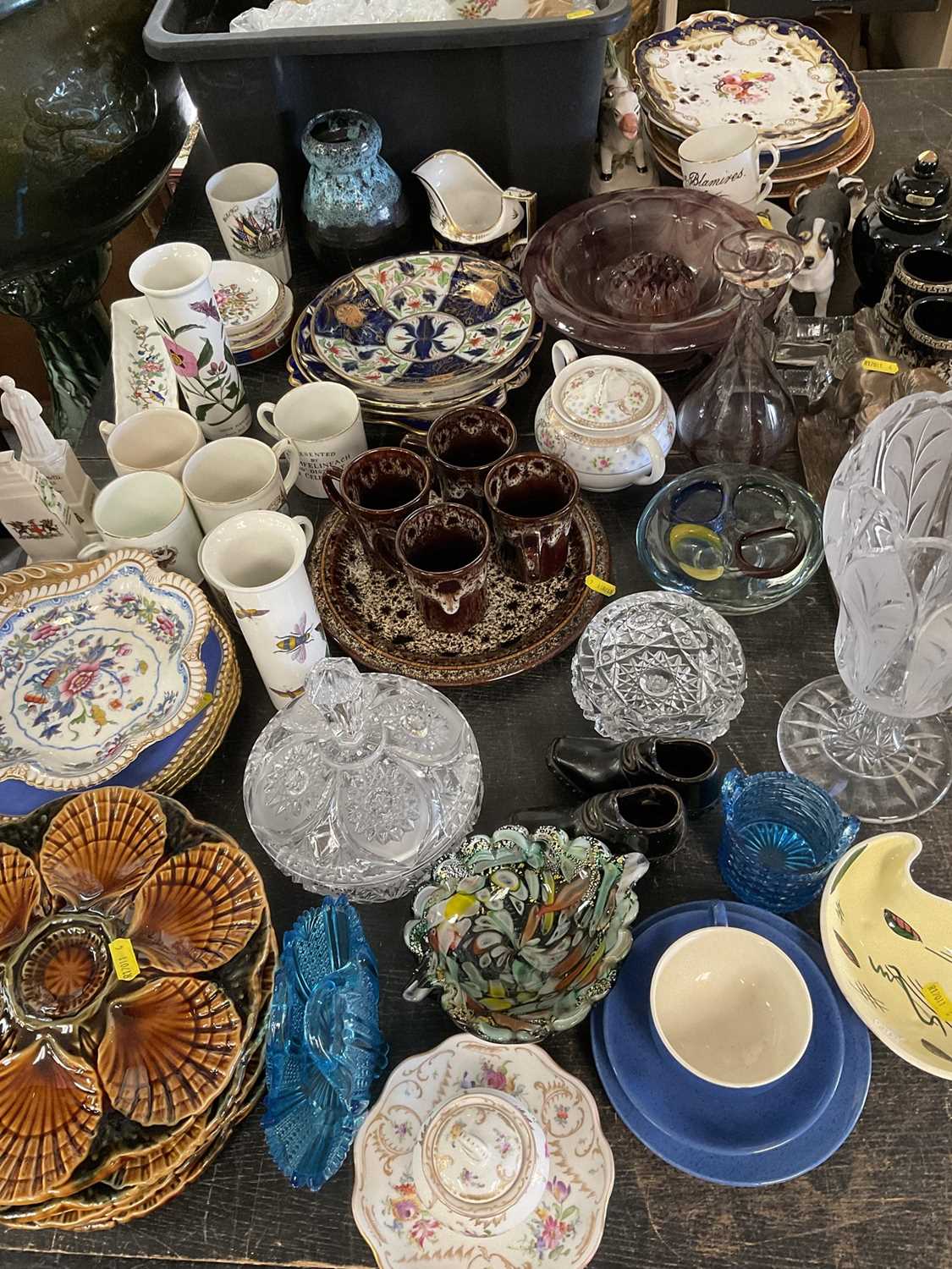 Lot 164 - Group of antique china and glassware