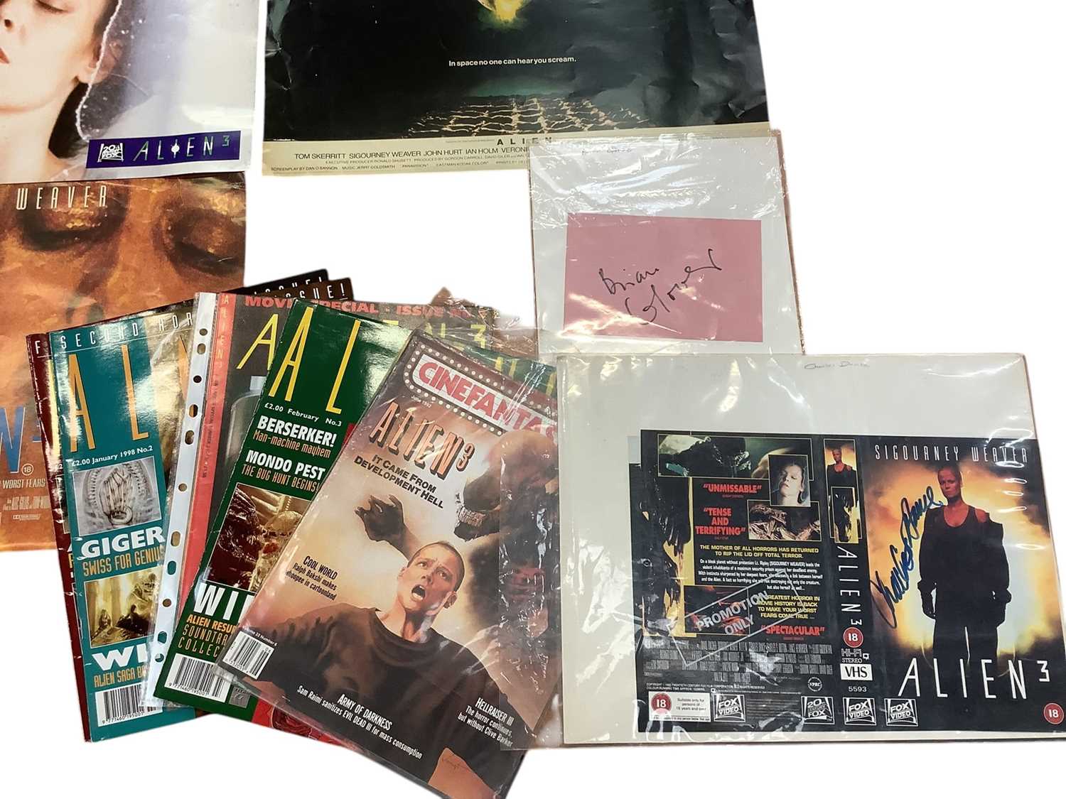 Lot 1475 - Film Memorabilia Aliens items include HR