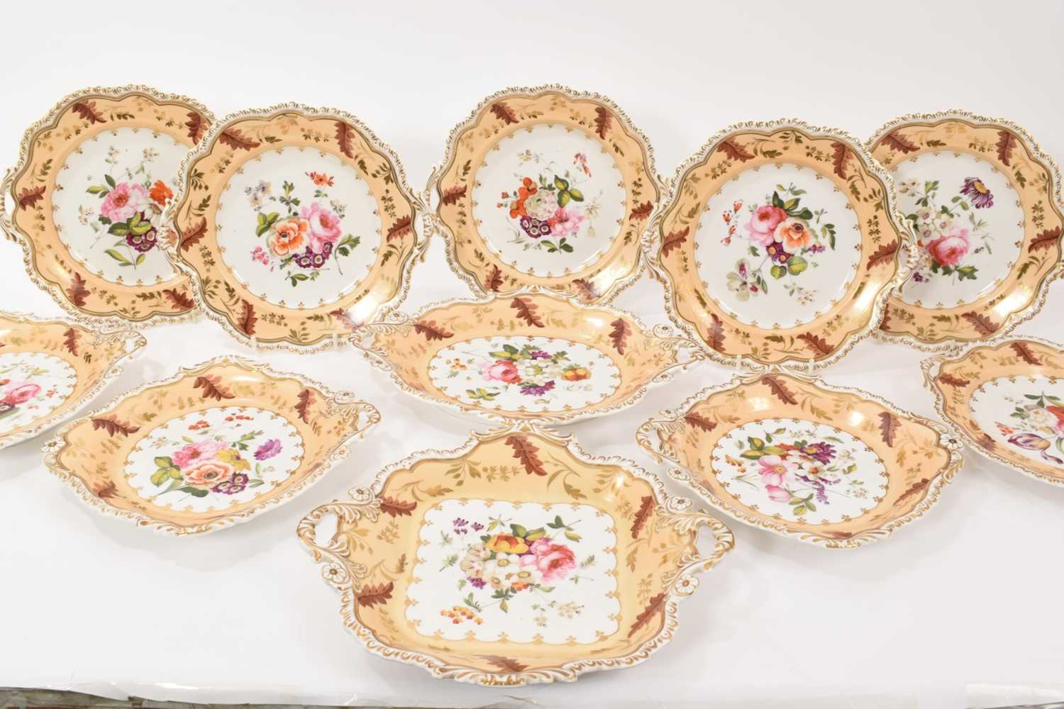 Lot 238 - Early 19th century English porcelain dessert