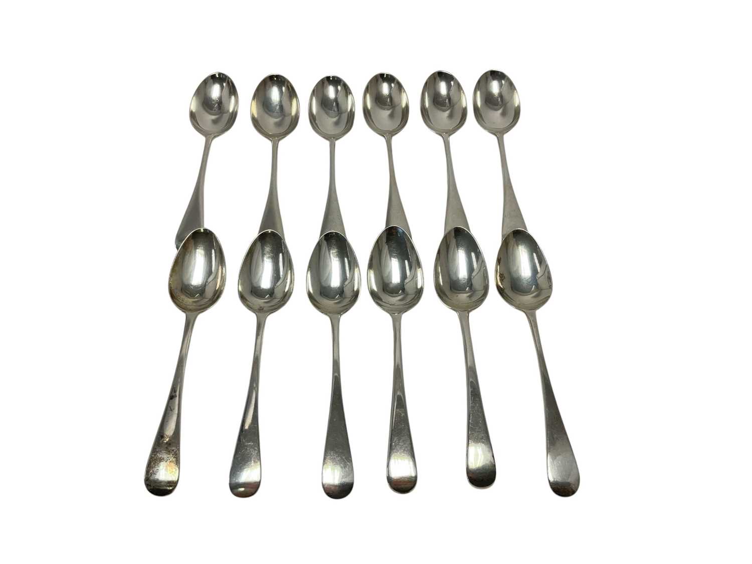 Lot 372 - Matched set of twelve silver Old English