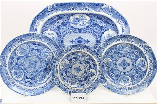 Lot 284 - Early 19th century Spode blue and white 'Net
