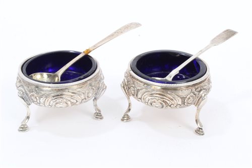 Lot 329 - Pair George III Silverer salts of cauldron