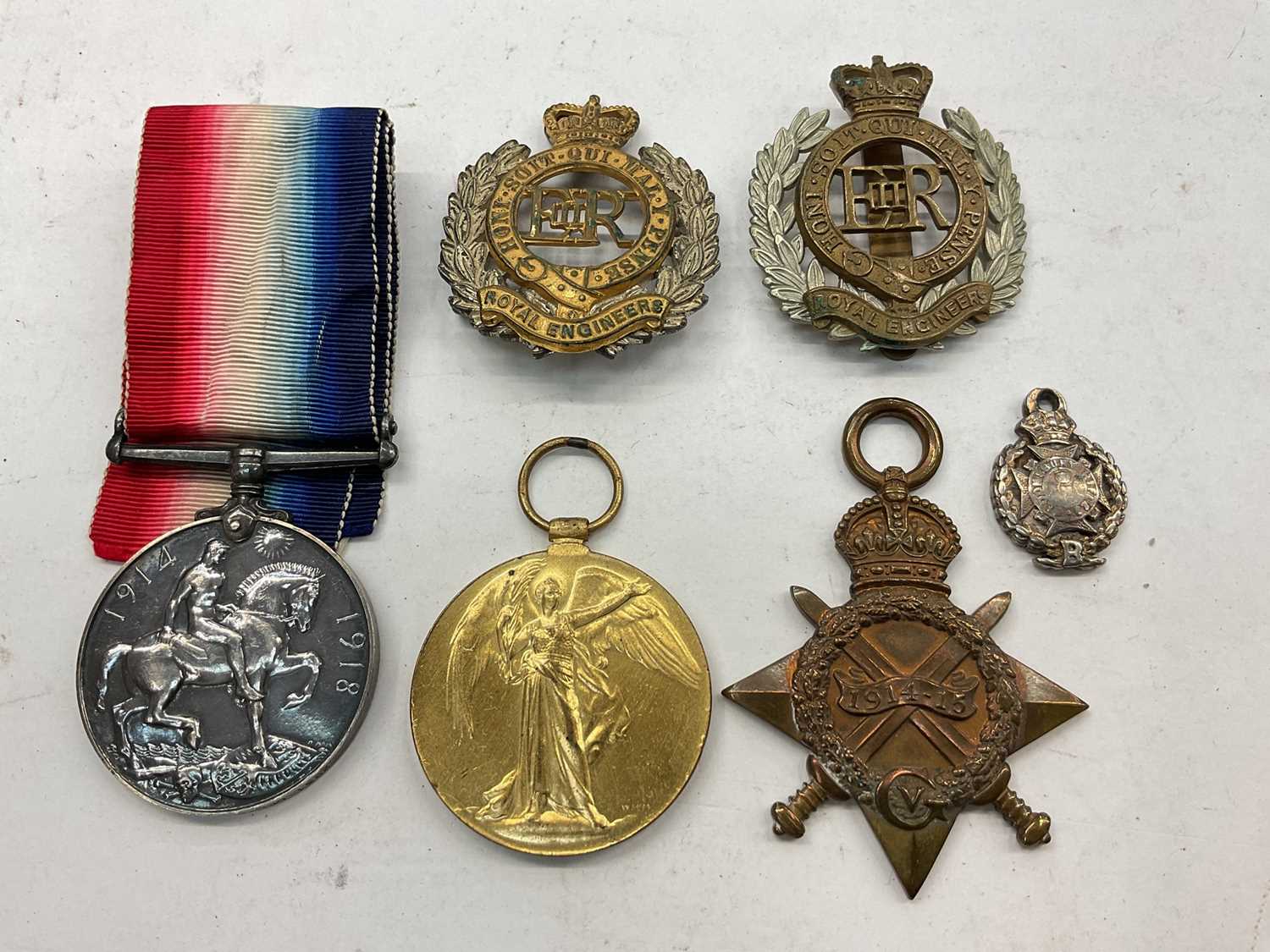Lot 359 - Group of WWI medals and badges