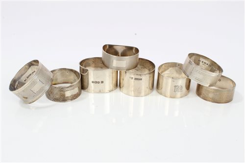 Lot 443 - Collection of eight 20th century Silverer