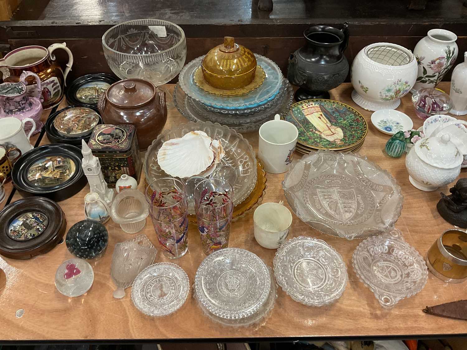 Lot 529 - Group of Victorian pressed glass dishes,