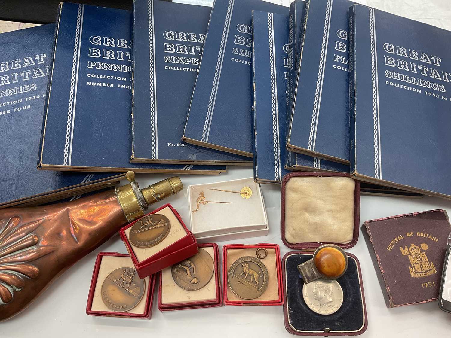 Lot 393 - Albums of British coins, together with