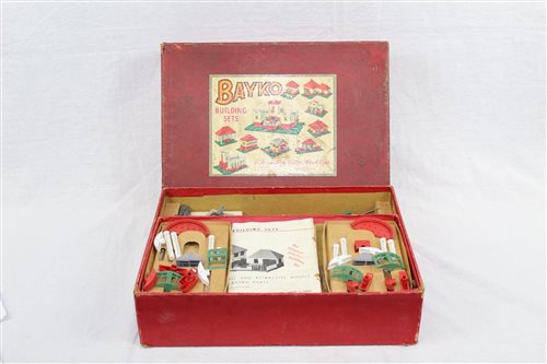 Lot 2846 - Bayko Building Set - in original box