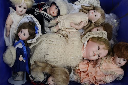 Lot 797 - Dolls - selection of modern dolls - all