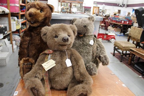 Lot 2737 - Teddy Bears - by Gund - Hibernation,
