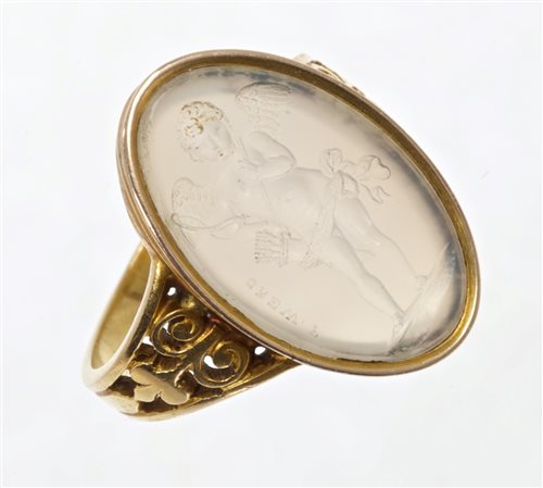 Lot 409 - Early 19th century carved hardstone intaglio,
