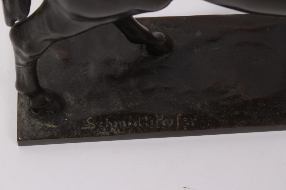Lot 672 - Otto Schmidt-Hofer (1873-1925) bronze model