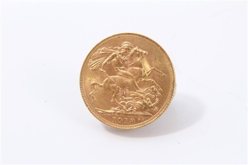 Lot 195 - G.B. gold Sovereign George V 1918P (edge