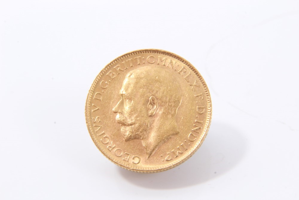 Lot 195 - G.B. gold Sovereign George V 1918P (edge