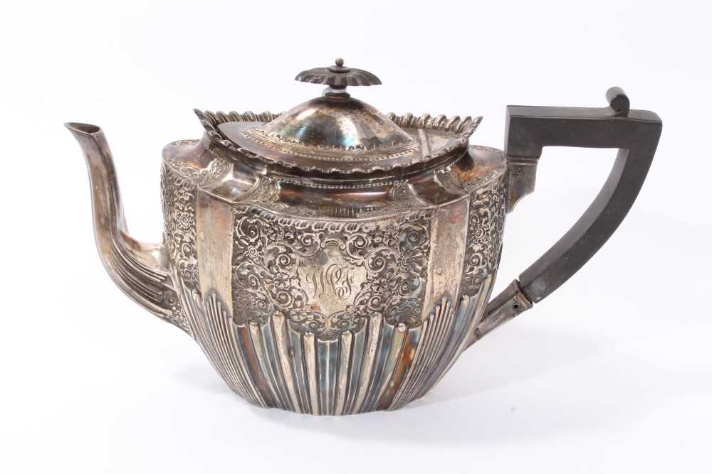Lot 221 - Victorian silver teapot