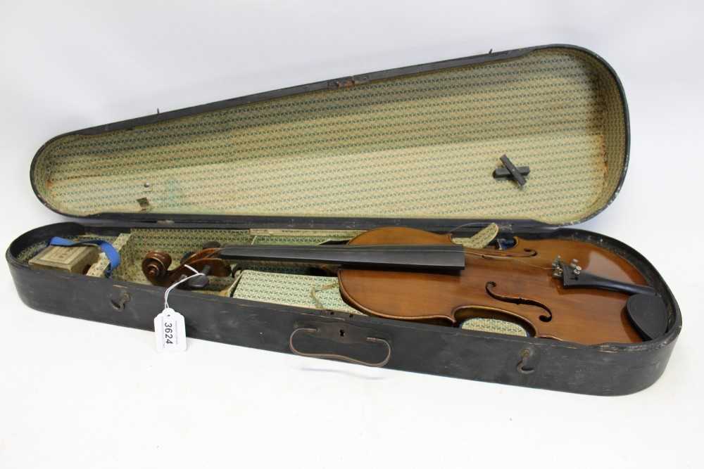 Lot 3624 - 19th century violin with single piece back,