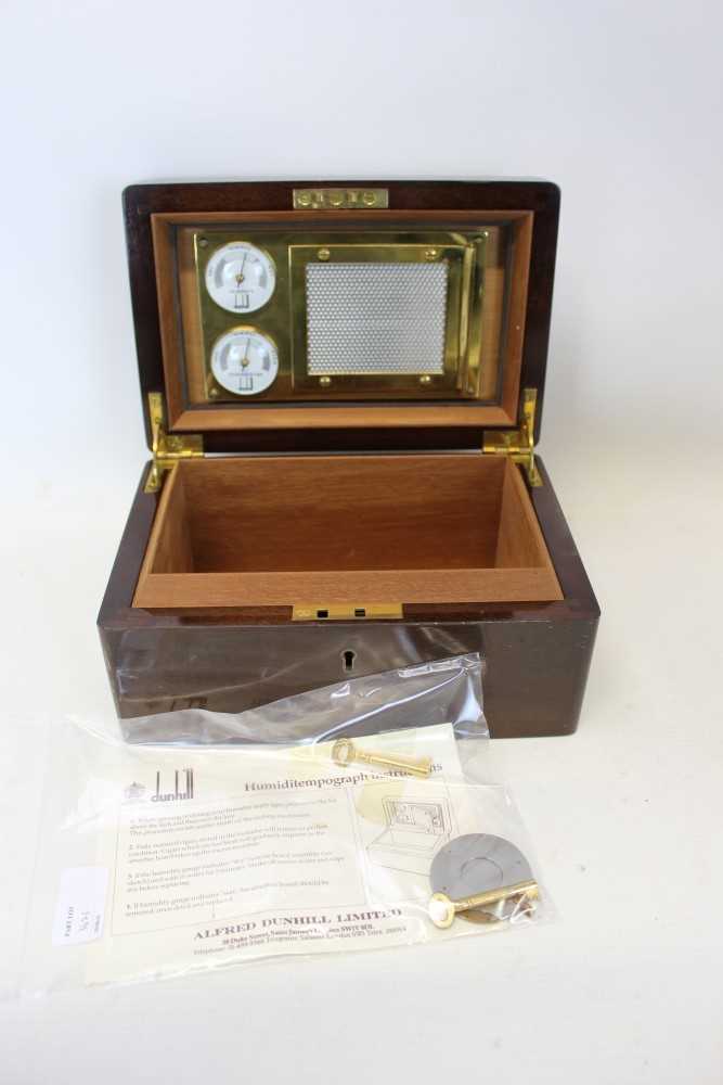 Lot 3621 - Dunhill humidor in box