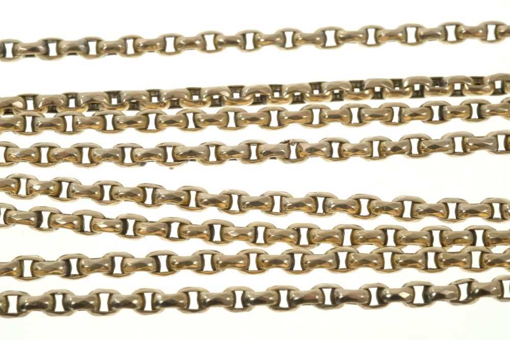 Lot 432 - Edwardian 9ct gold guard chain / long chain