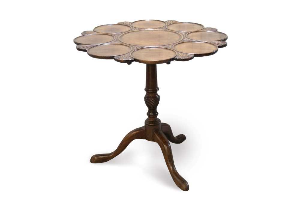 Lot 1410 - George III-style supper table with multiple