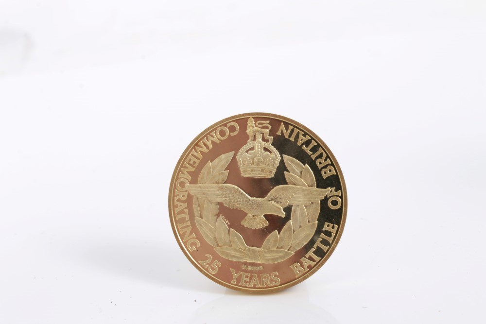 Lot 221 - G.B. Johnson Matthey & Co. issued 18ct gold