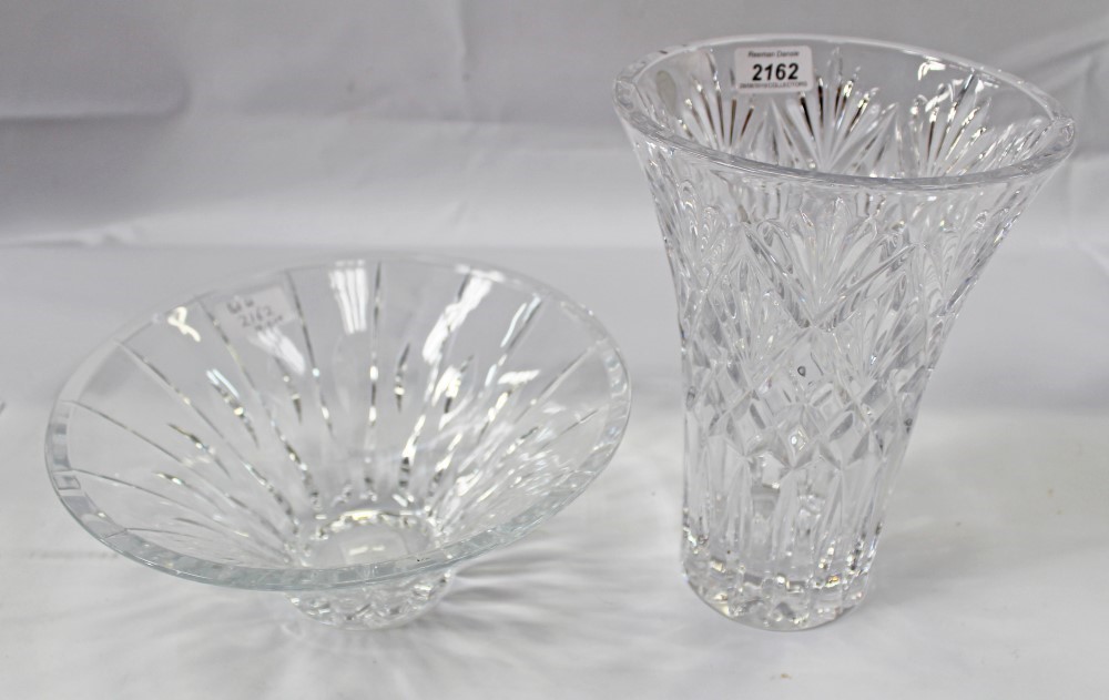 Lot 2162 - Waterford crystal Cassidy vase and