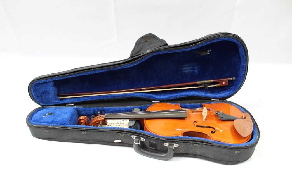 Karl Hofner violin dated 1993 with bow - Auktionen & Preisarchiv