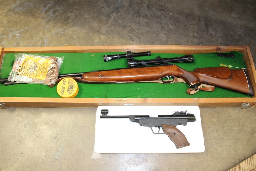 Lot 3846 - Weihrauch HW77 .177 spring loaded air rifle