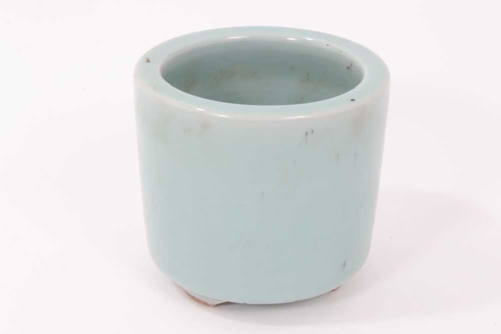 Lot 320 - Chinese celadon glazed brush pot, evenly