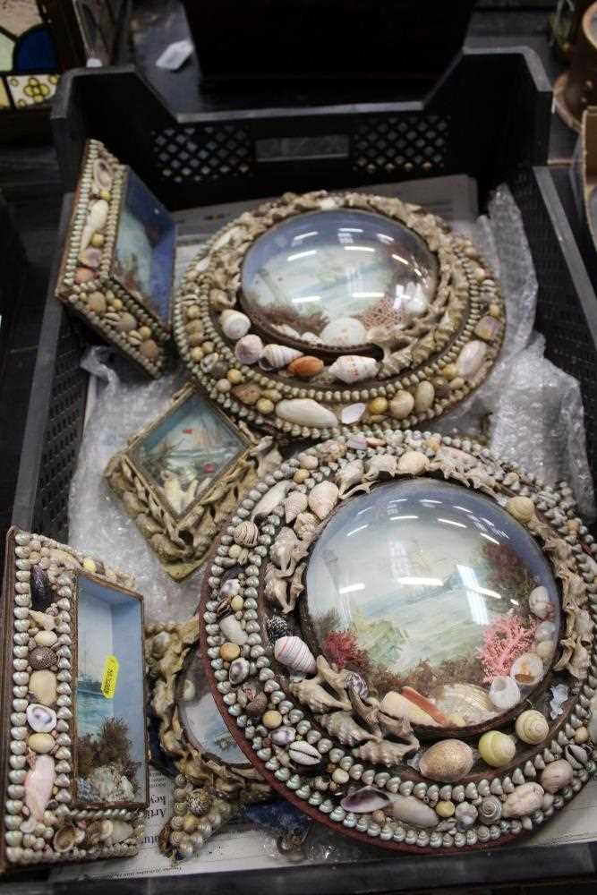 Lot 3518 - Group of souvenir sea shell frames