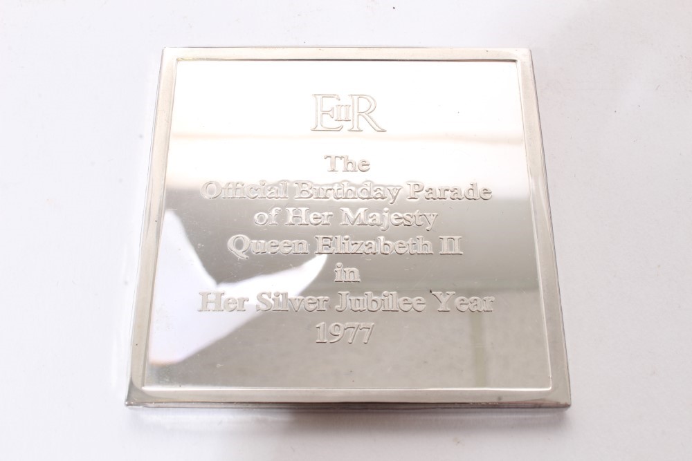 Lot 114 - Danbury Mint Queen's Silver Jubilee 1977
