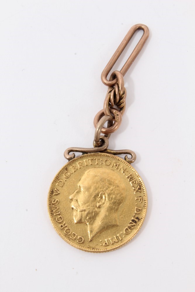 Lot 3273 - George V gold Sovereign, 1911, with pendant