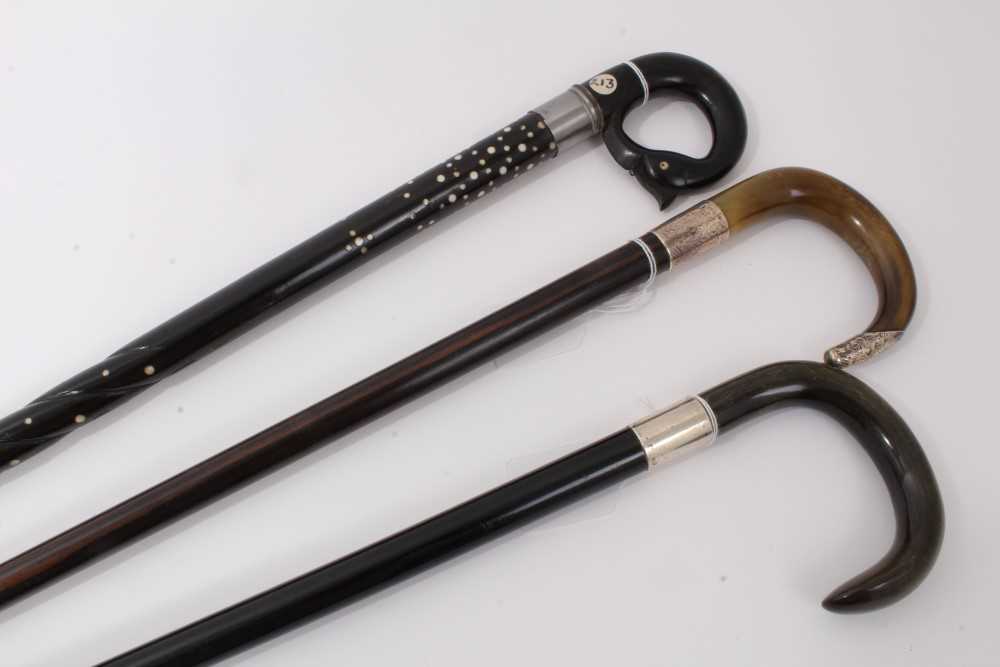 Lot 3670 - Late Victorian Rosewood walking stick with