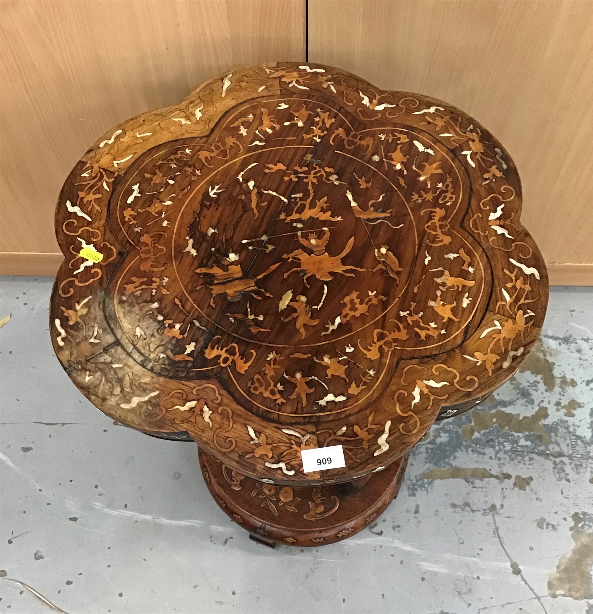 Lot 909 - Indo-Chinese inlaid rosewood octagonal lobed