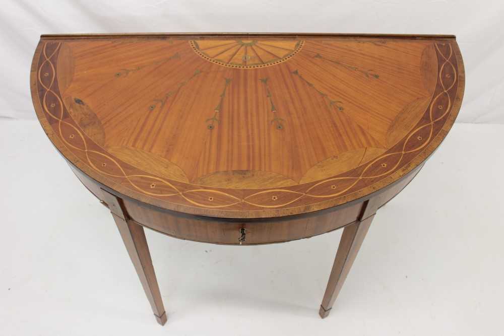 Lot 1346 - Highly unusual George III satinwood inlaid