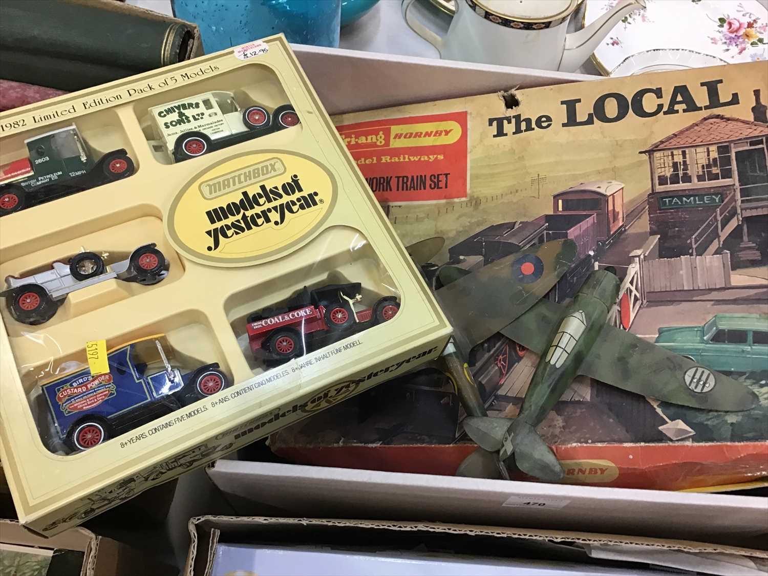 Lot 470 - Train and railway models, track, Matchbox