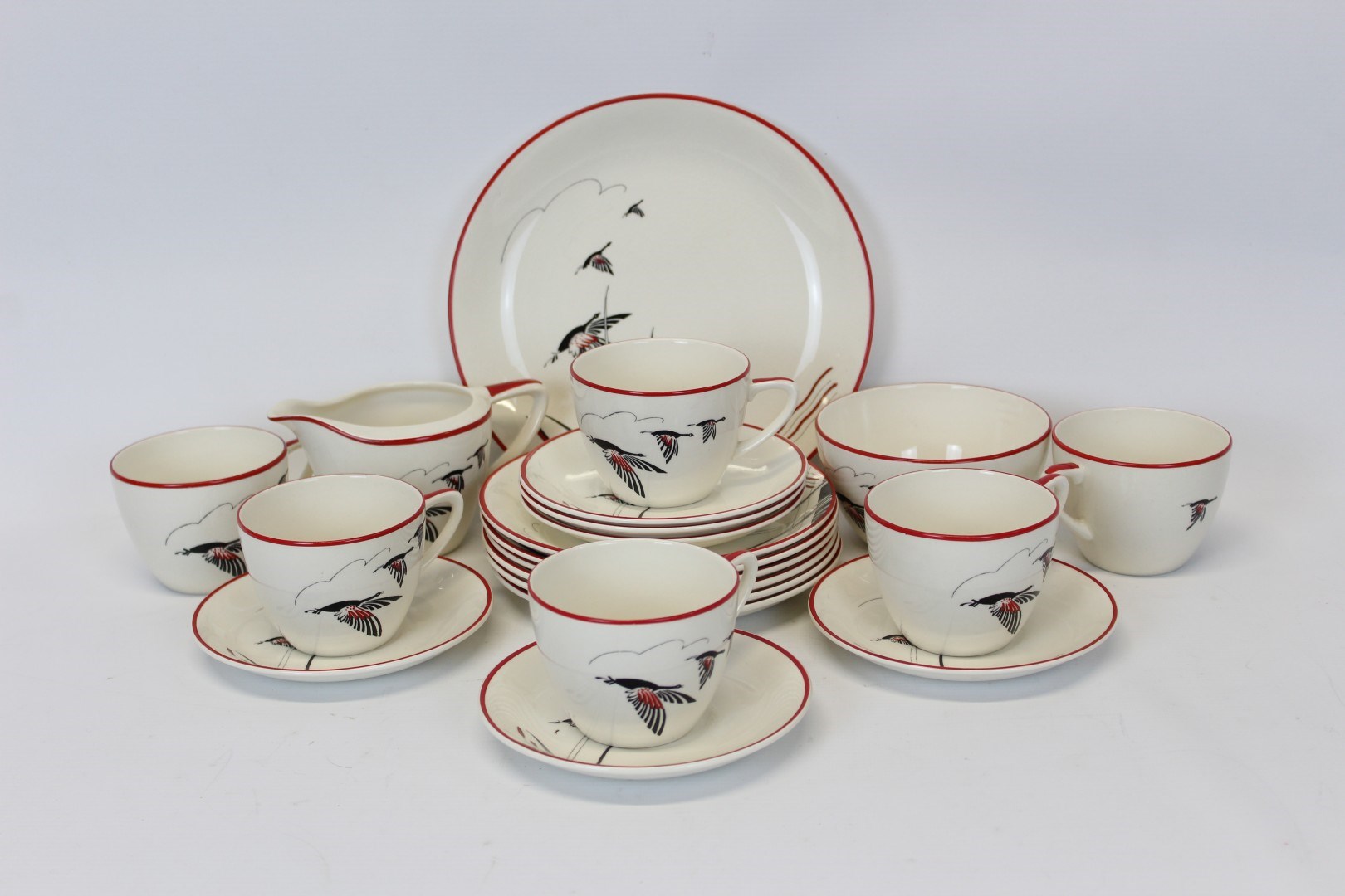 Lot 2206 - 1950s Crown Devon Fieldings tea set