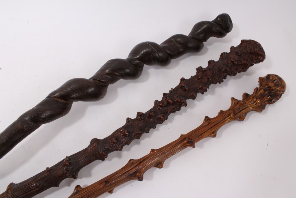Lot 725 - Good antique root wood stick, gnarled