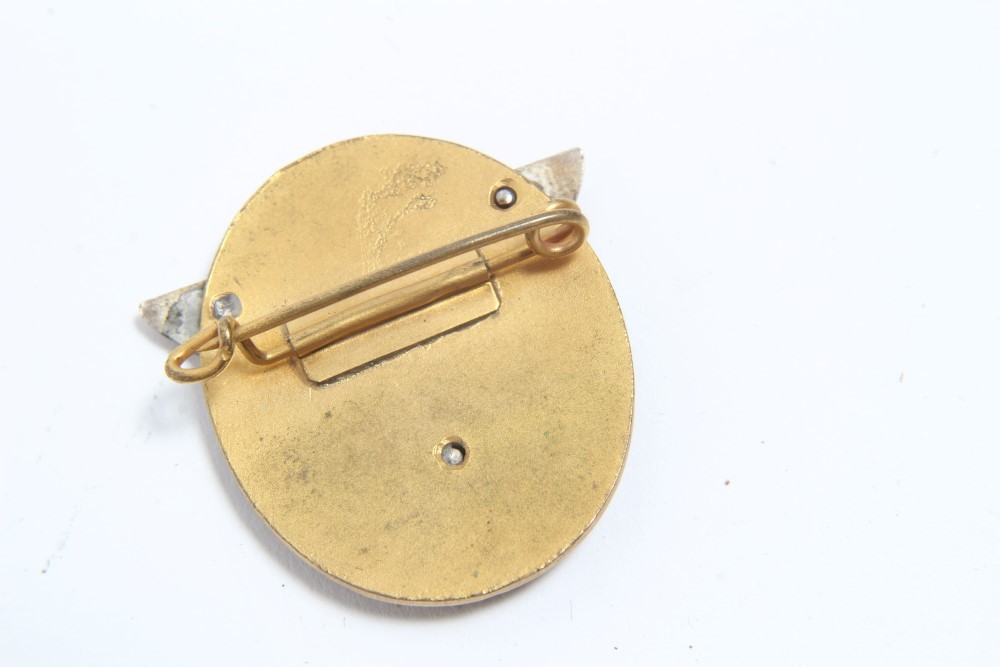 Lot 638 - Hitler Youth (Jugend) enamel High Command