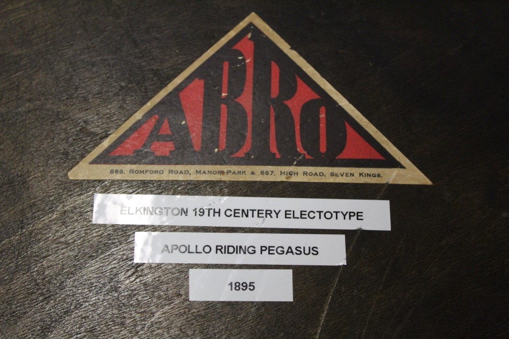 Lot 1909 - Antique Elkington electrotype circular