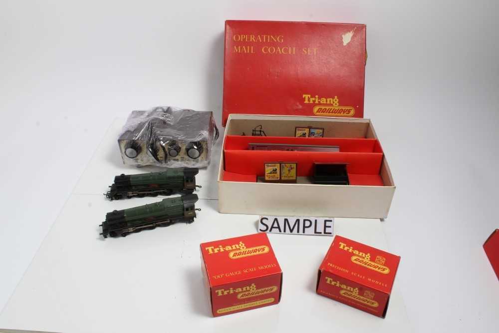 Lot 1399 - Railway Hornby 0 gauge Tank goods set