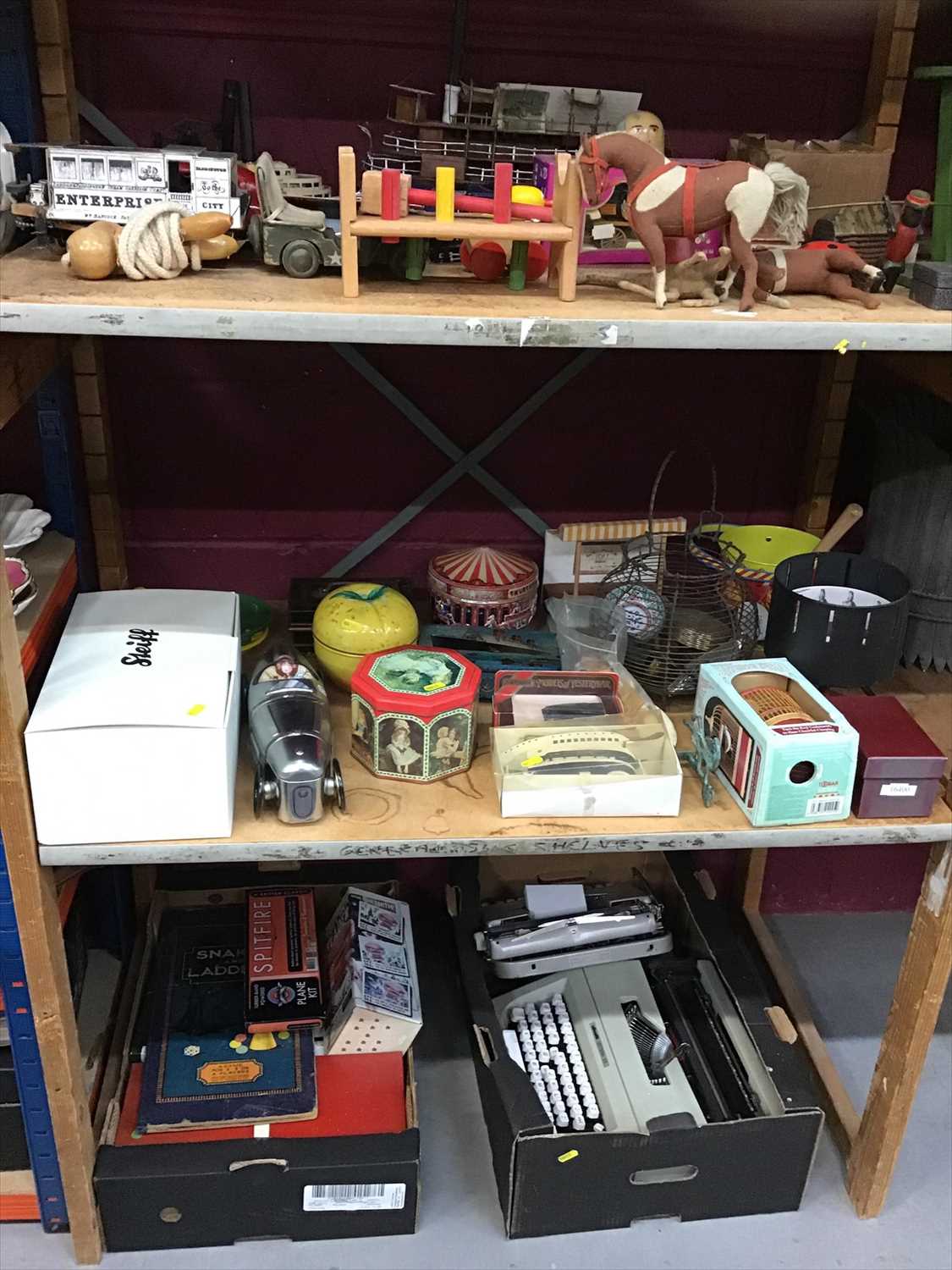 Lot 536 - Collection of toys and games including