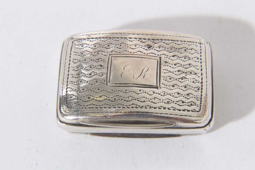 Lot 336 - Regency silver vinaigrette
