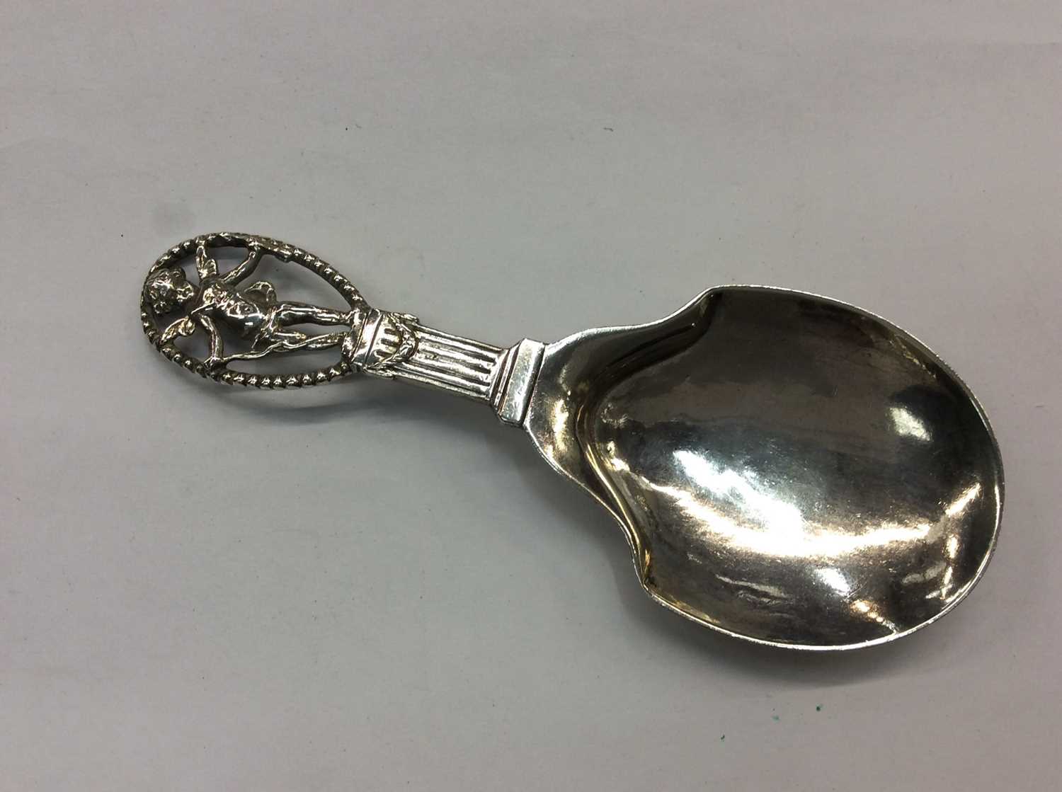 Lot 689 - 19th century Continental caddy spoon with