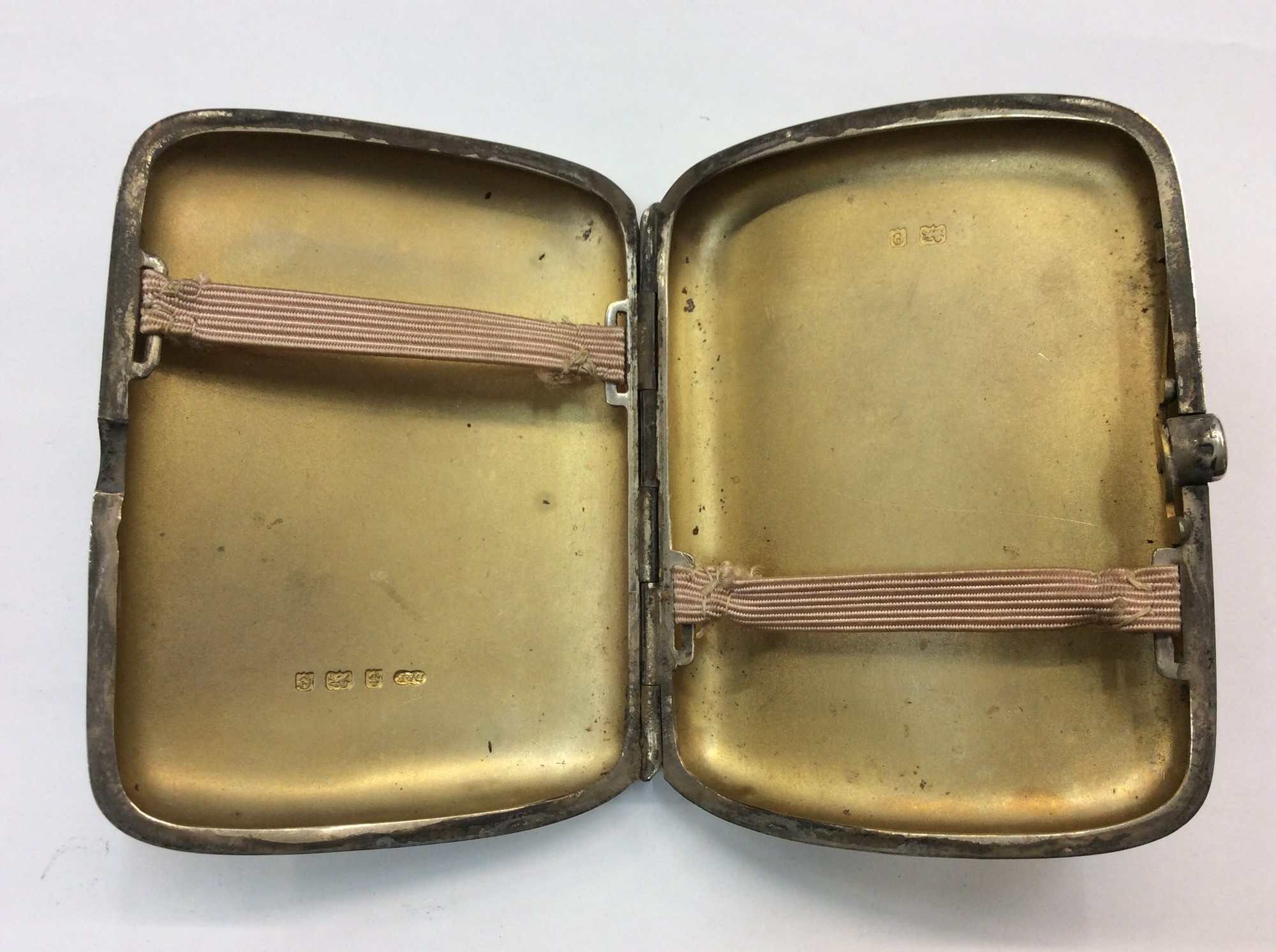 Lot 694 - Edwardian silver cigarette case
