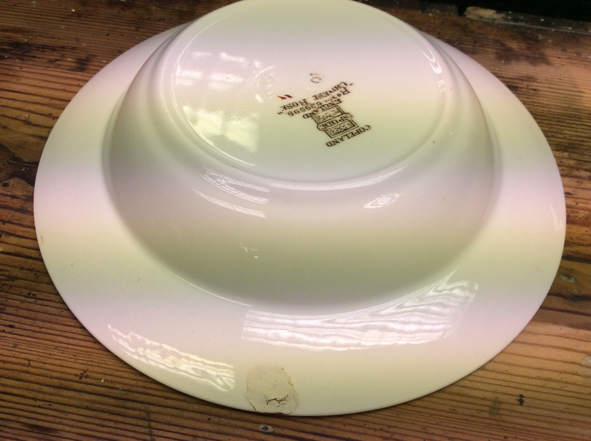 Lot 409 - Extensive Copeland Spode Chinese Rose dinner