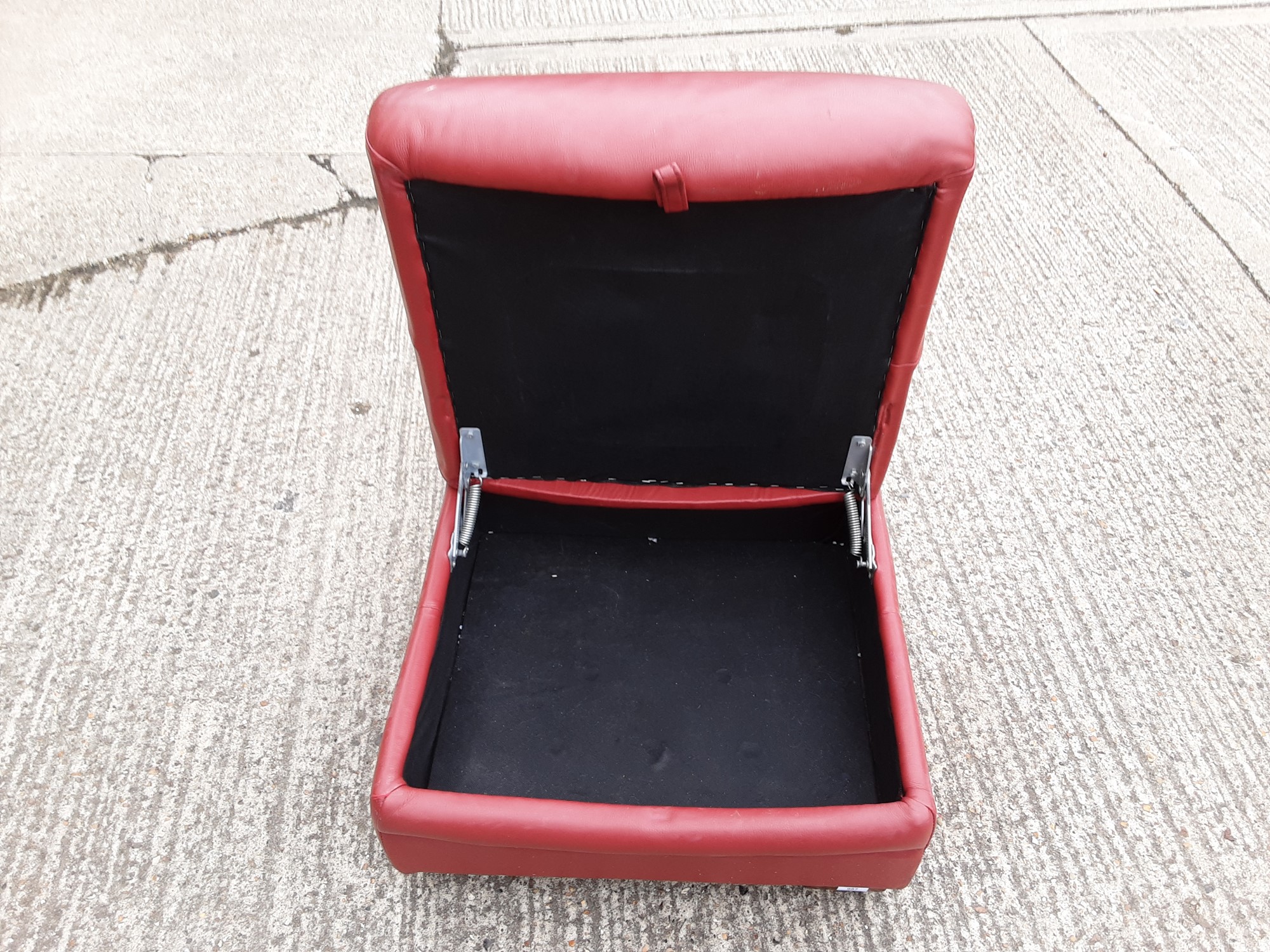 Lot 987 - Contemporary red leather footstool with