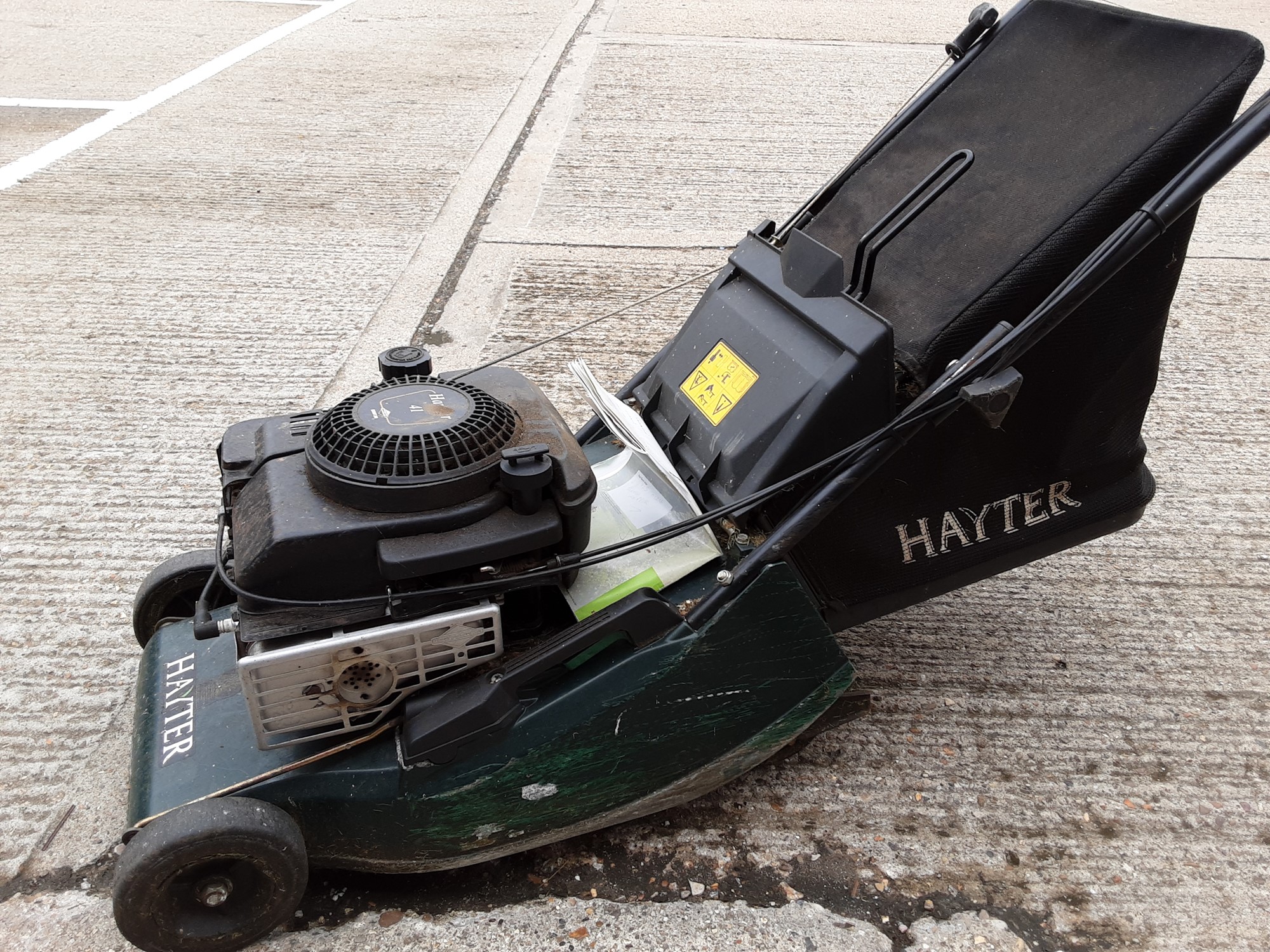 Lot 603 - Hayter Harrier 41 petrol lawnmower with